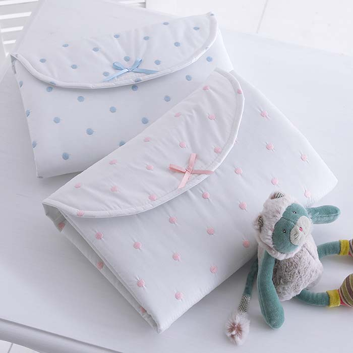 Baby Blankets- Childrens Bedlinen- Childrens Pyjamas - Cologne & Cotton