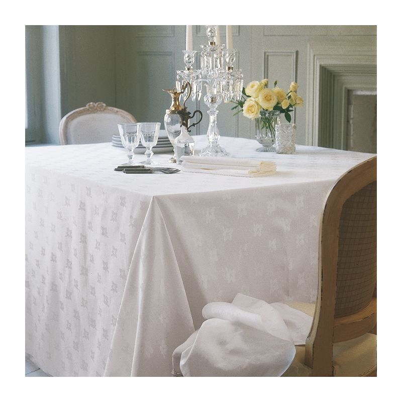 Ivy Leaf Tablecloth And Napkins