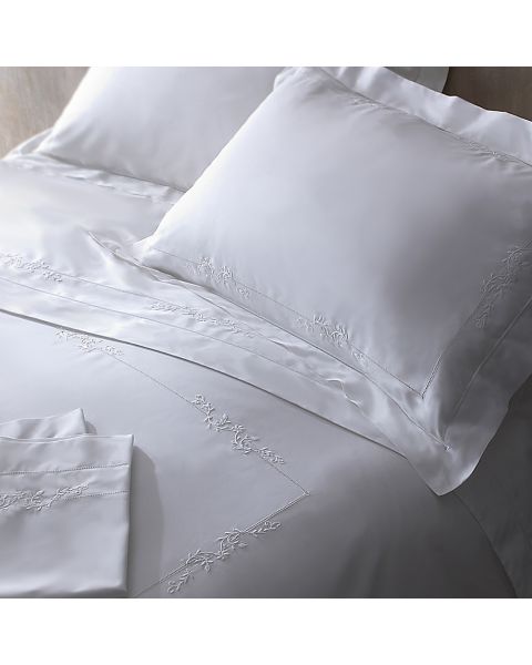 White flat sheet store
